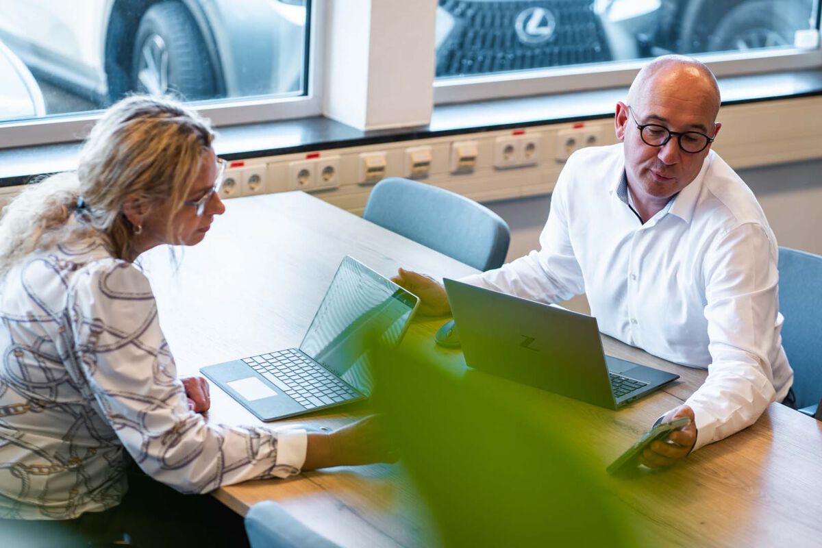 Monteur laagspanning, monteur middenspanning vacature van geleuken energie en water ondergrondse ...